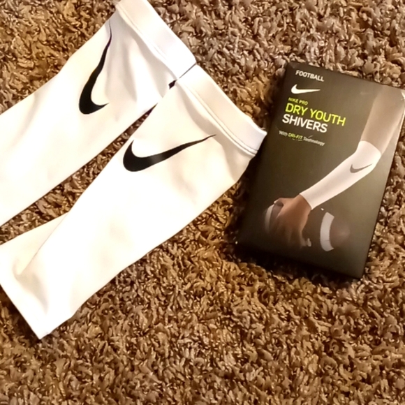 Nike | Accessories | Nike Pro Drifit Arm Shivers | Poshmark